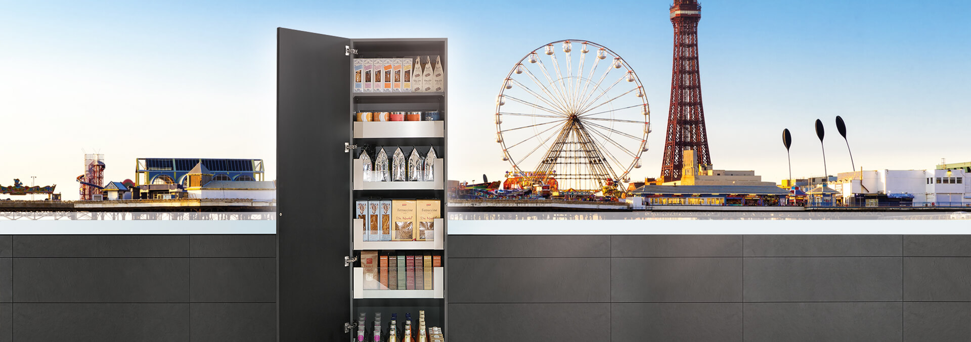 SPACE TOWER - Become a Landmark Retailer